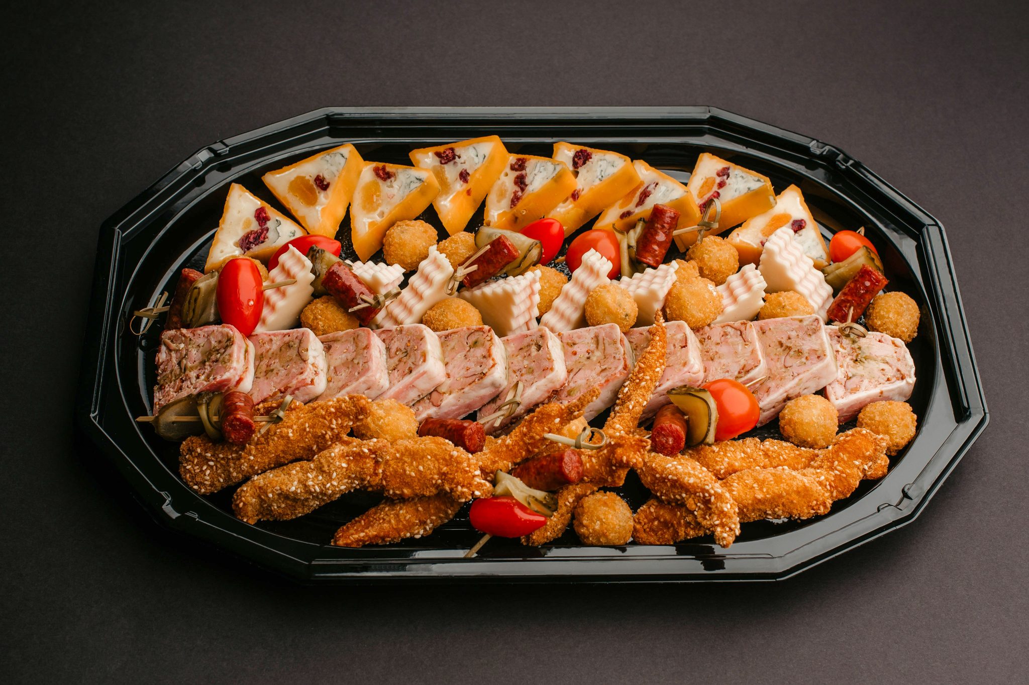 Platouri cu aperitive, catering evenimente, restaurant in Cluj | Zebra ...